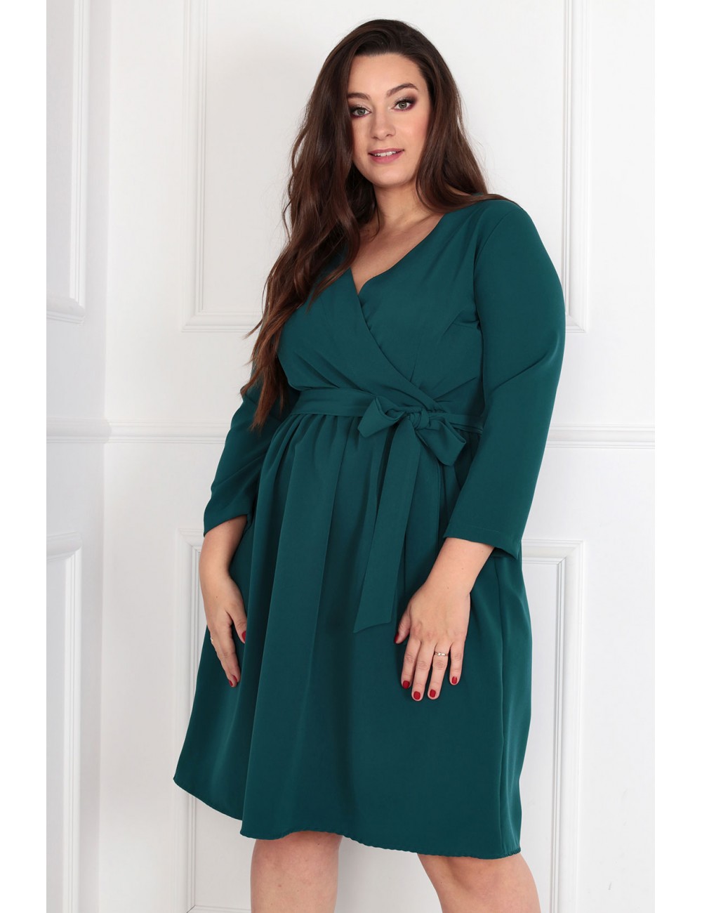 Zielona szlafrokowa sukienka plus size Glasie midi Kolor Zielony Rozmiar 44